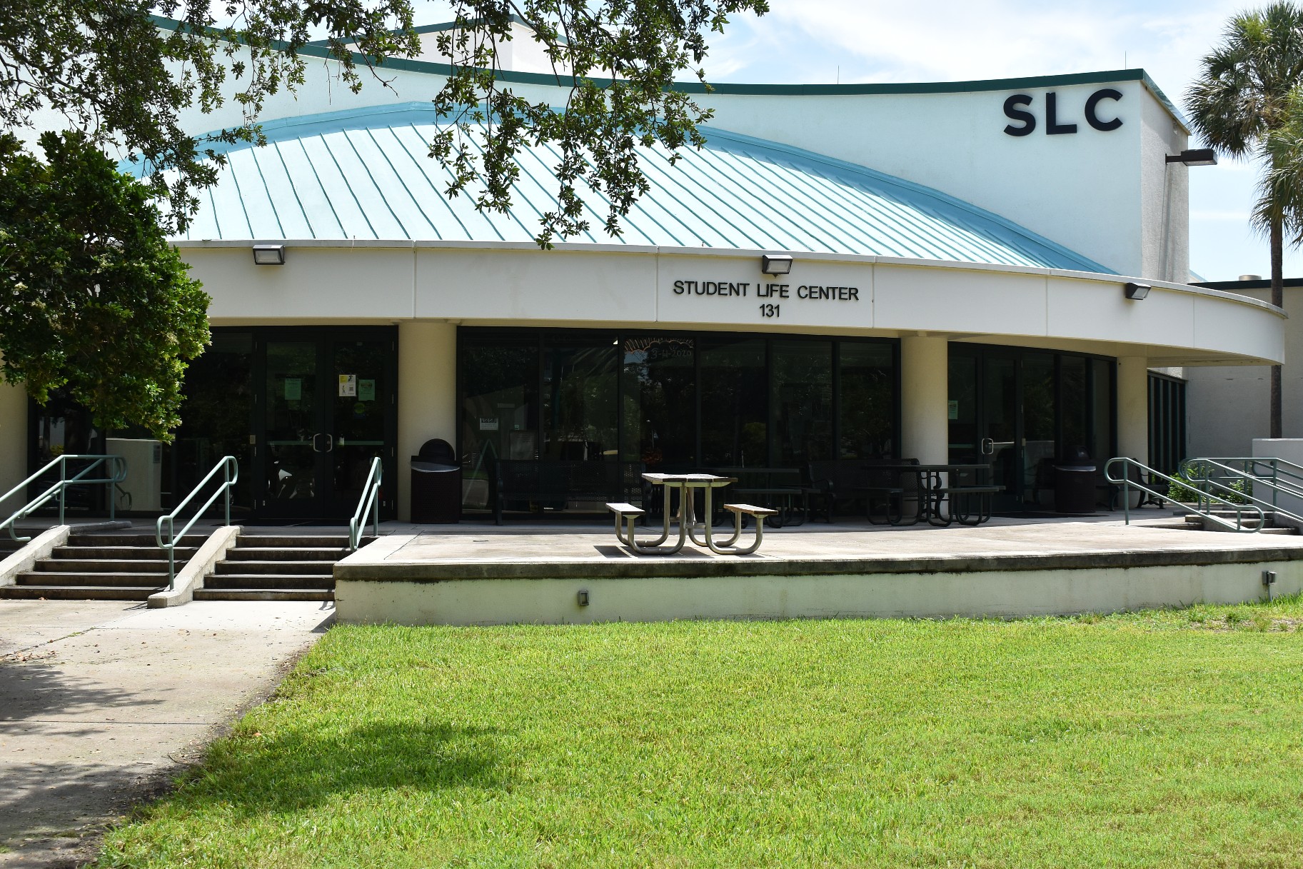 Must-sees at USFSP – The Crow's Nest