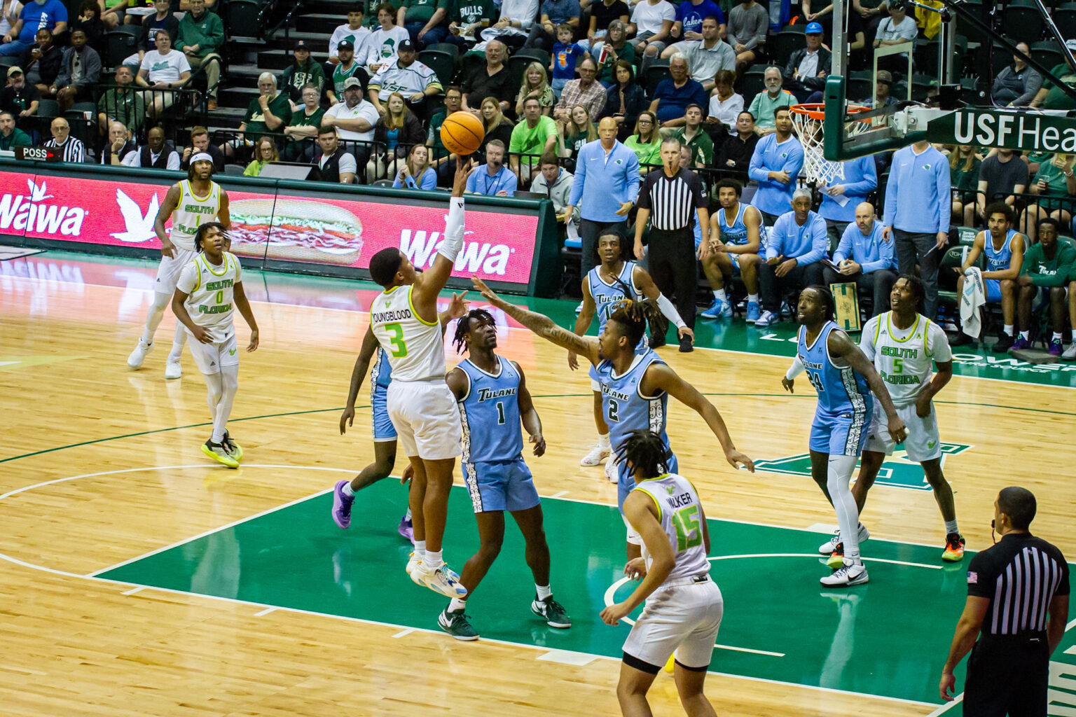 Men’s basketball celebrates seniors and AAC championship against Tulane ...