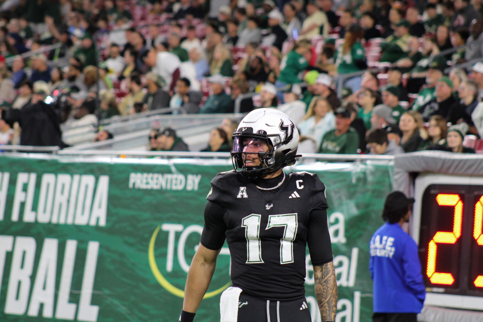 Photos: USF crushes Rice 52-3 in regular season finale – The Crow's Nest